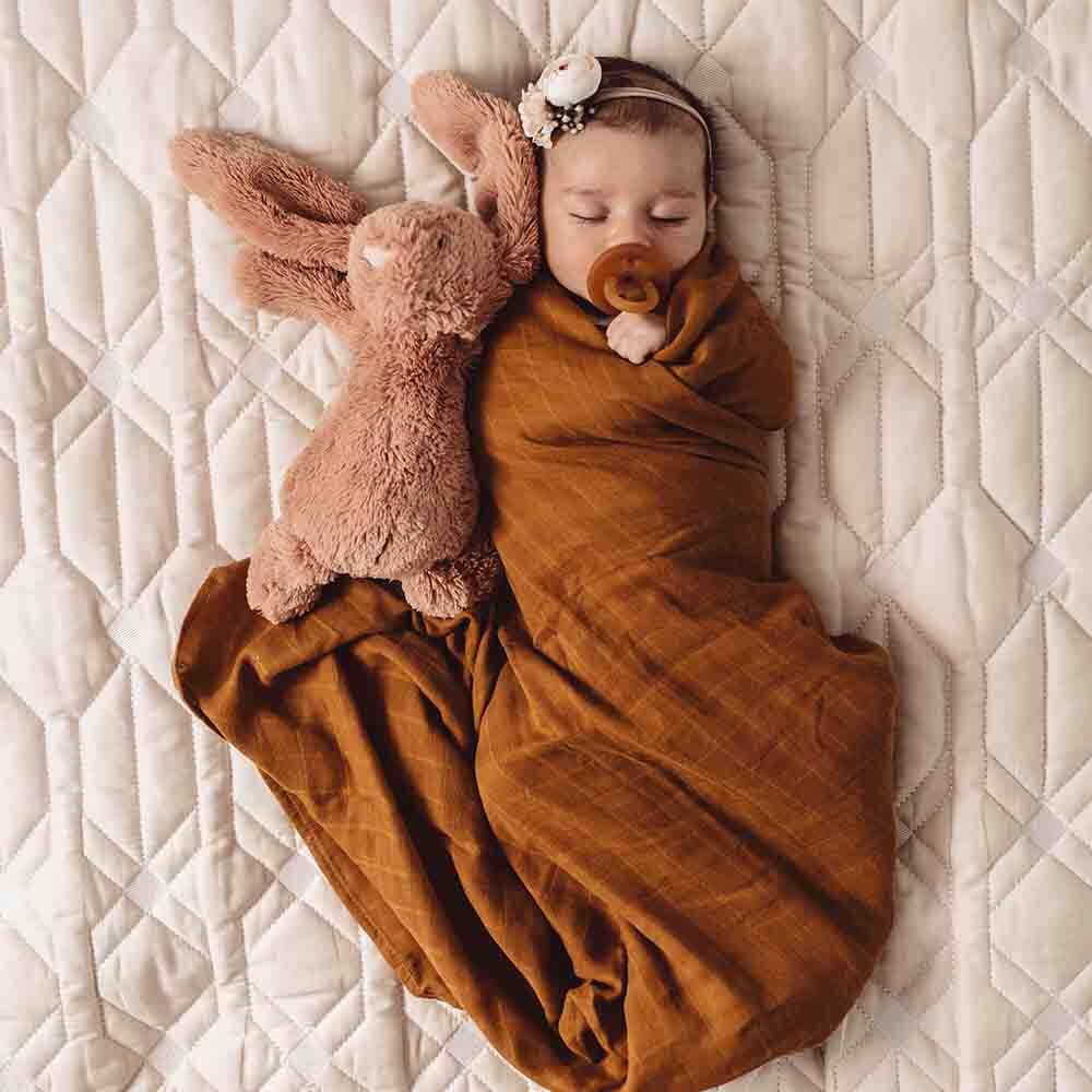 Snuggle Hunny Organic Muslin Wrap - Bronze | Laurie Claire Kids